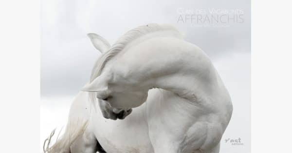 'Clan of Vagabonds' Captured in Photographs